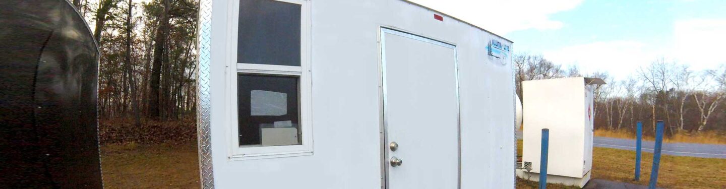 Fish Houses – Oars-N-Mine